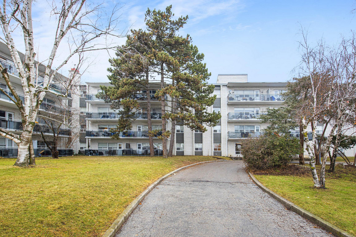 Valley Court | Toronto Apartments | Hazelview Properties