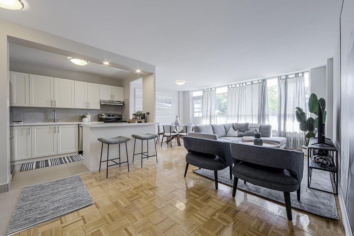 Parkway Forest Towers | Hazelview Properties