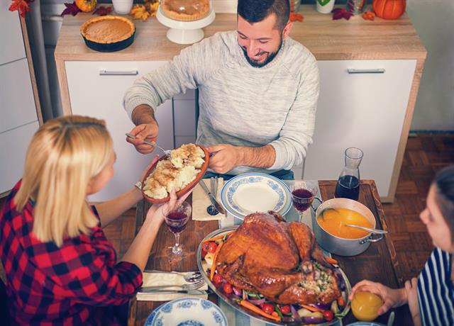How to Host a Thanksgiving Dinner | Hazelview Properties